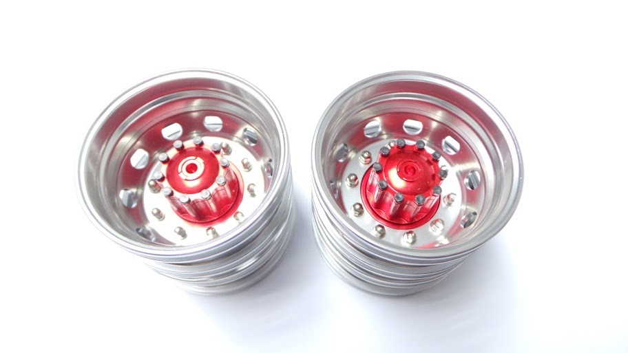 Reality Truck Alum. Rear Wheels w/chrome nut (pair) - Rigidrc Shop